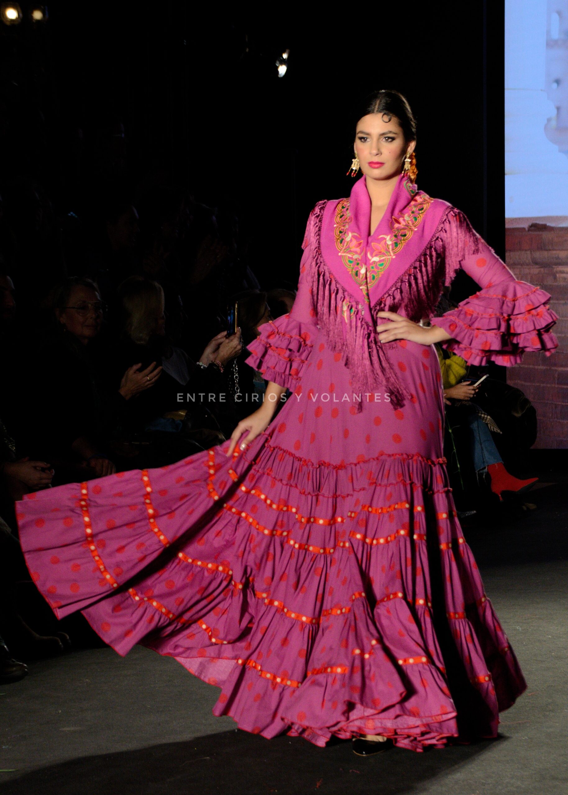 we-love-flamenco-2023-tendencias-trajes-de-flamenca-16 - Entre Cirios y ...